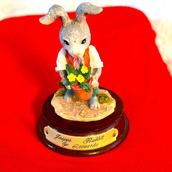 Accents | Vintage Little Nook Village Jasper Rabbit By Leonardo ...